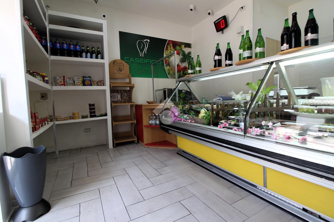 Negozio in vendita a San Marcellino