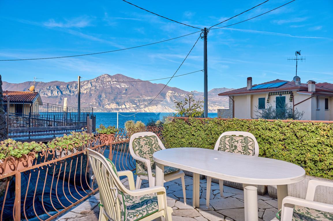 Appartamento in vendita a Brenzone