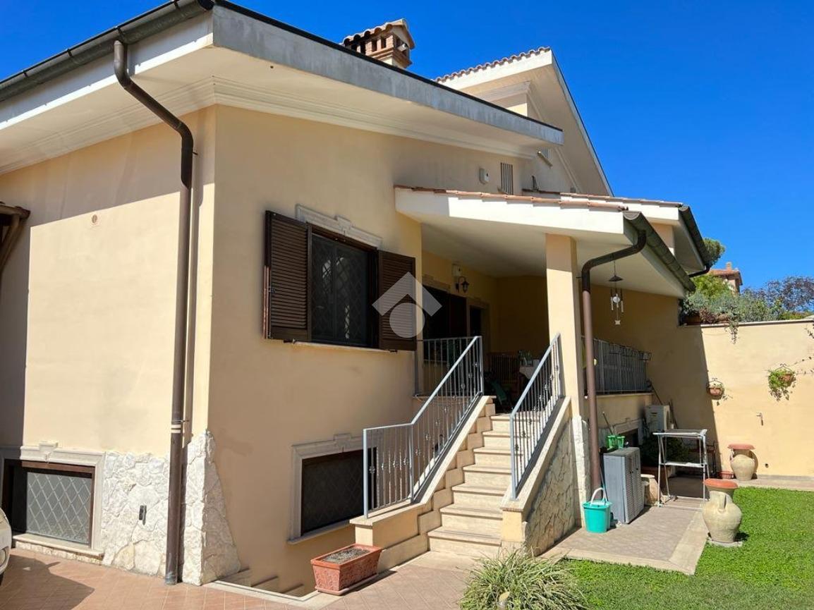 Villa in vendita a Roma