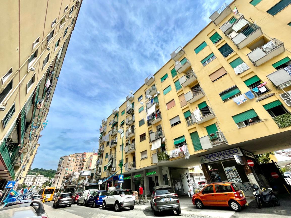 Appartamento in vendita a Napoli