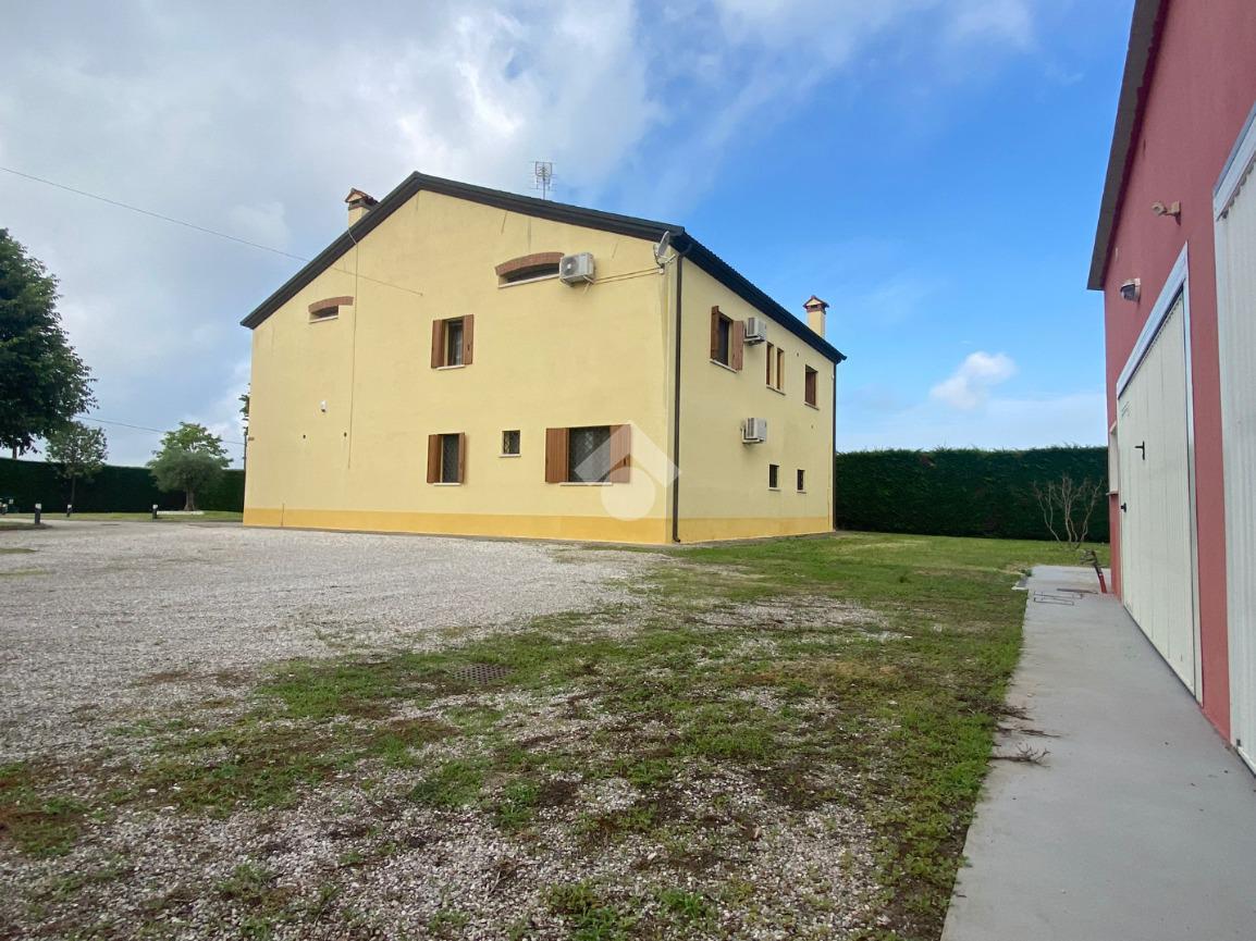 Villa in vendita a Cona