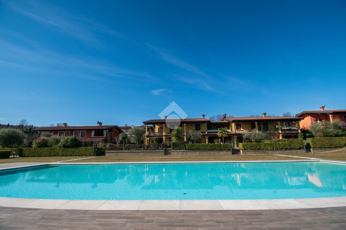 Appartamento in vendita a Padenghe Sul Garda