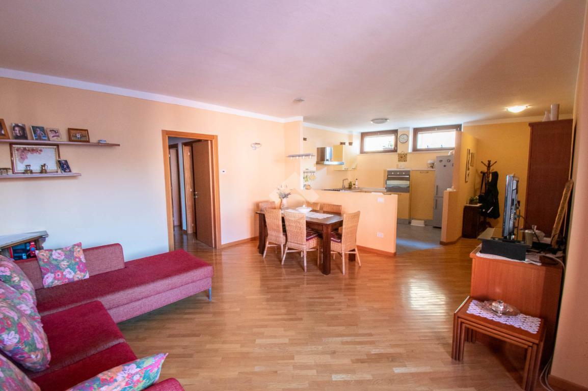 Appartamento in vendita a Soiano Del Lago