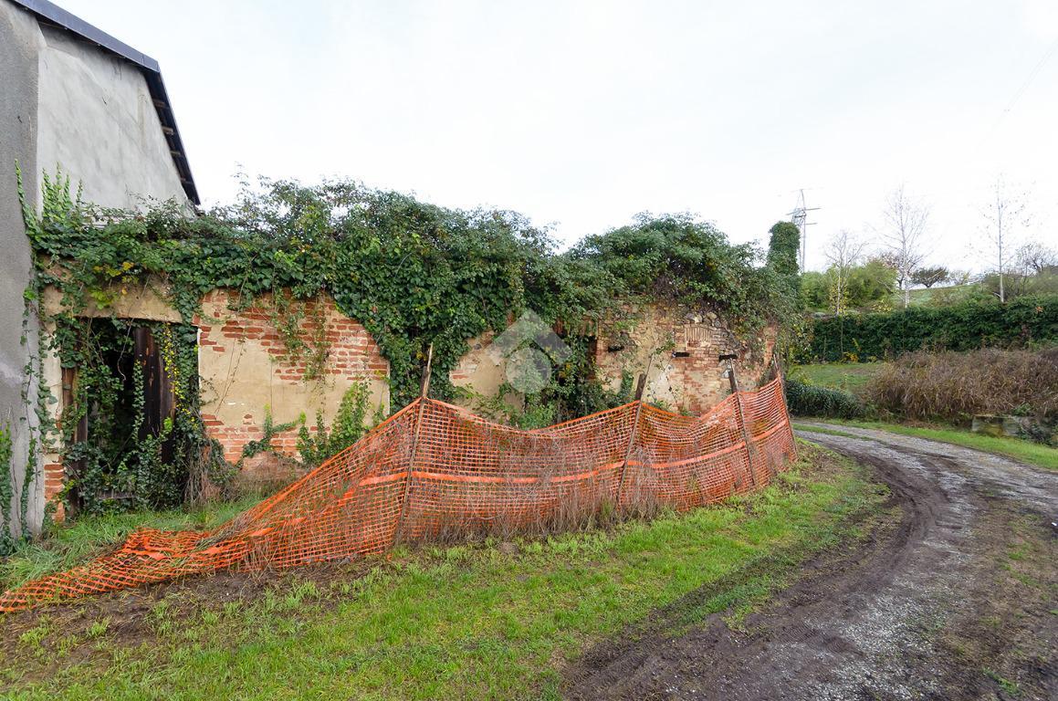 Rustico in vendita a Pino Torinese