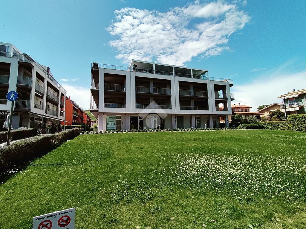 Negozio in vendita a Pineto