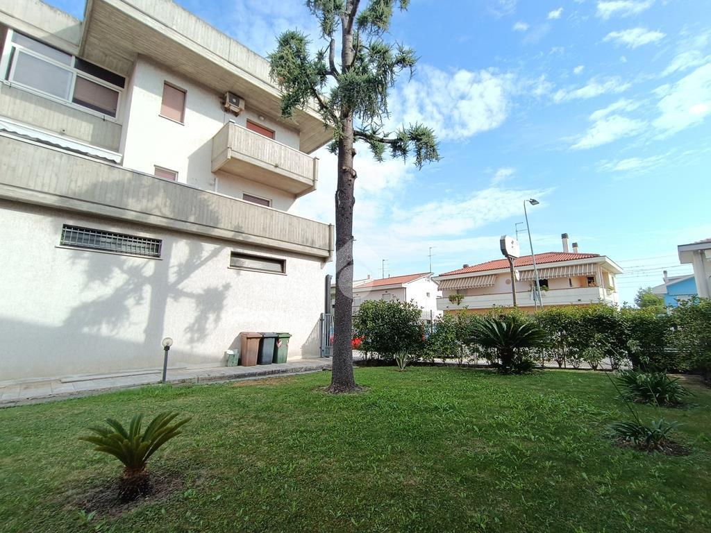 Appartamento in vendita a Pineto