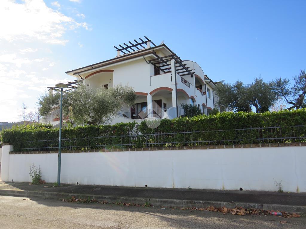 Appartamento in vendita a Pineto