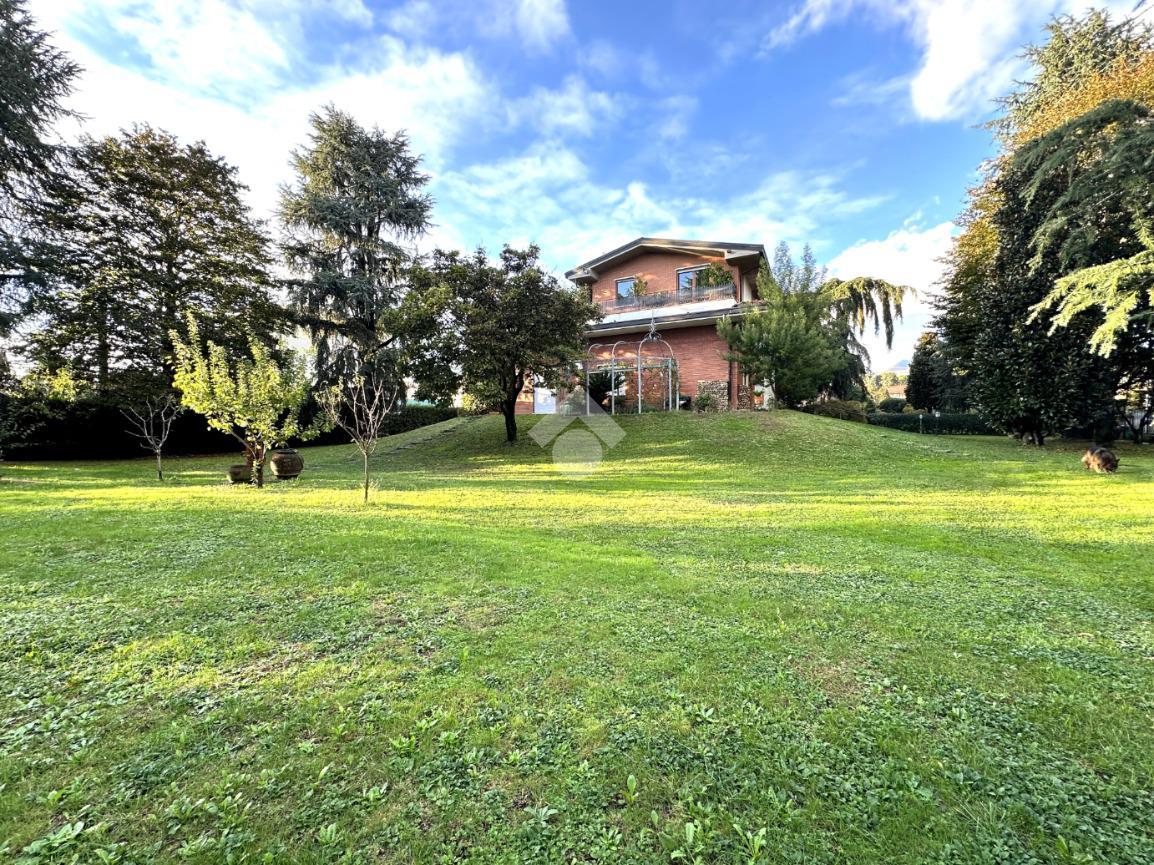 Villa in vendita a Pedrengo