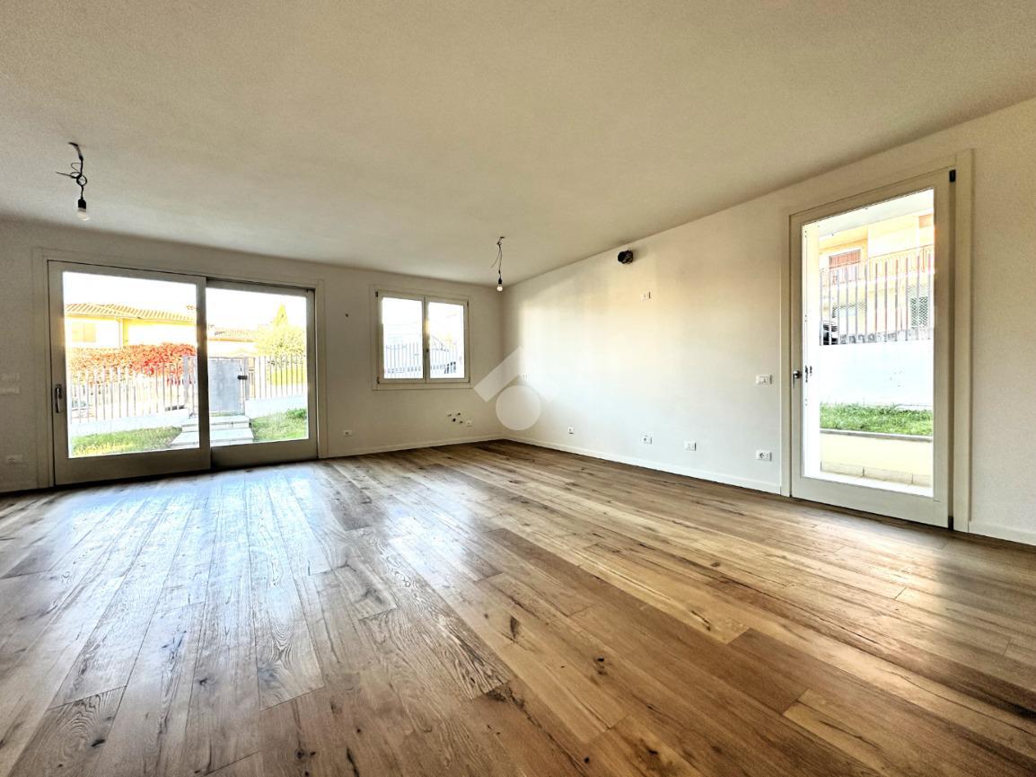 Appartamento in vendita a Albano Sant'Alessandro