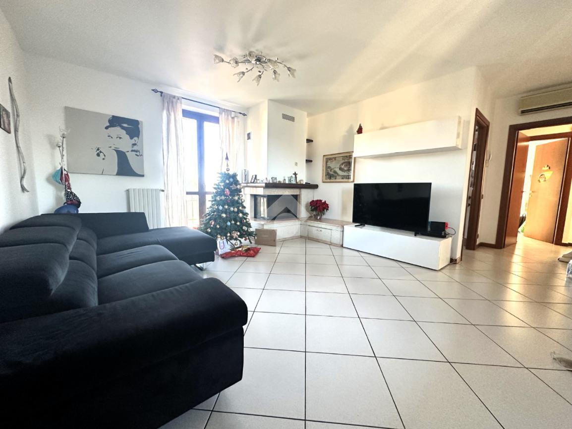 Appartamento in vendita a Pedrengo