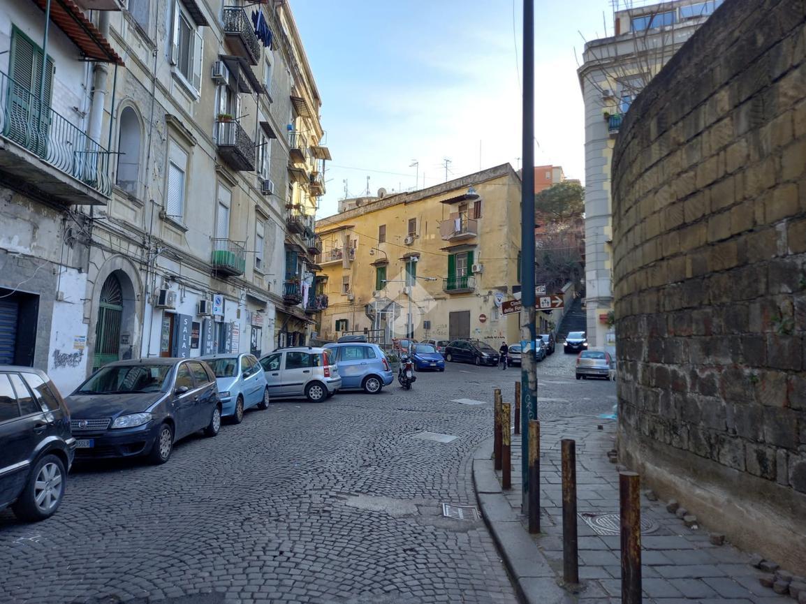Appartamento in vendita a Napoli