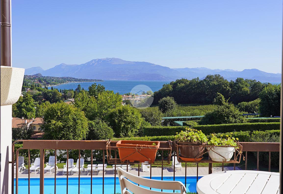 Appartamento in vendita a Padenghe Sul Garda