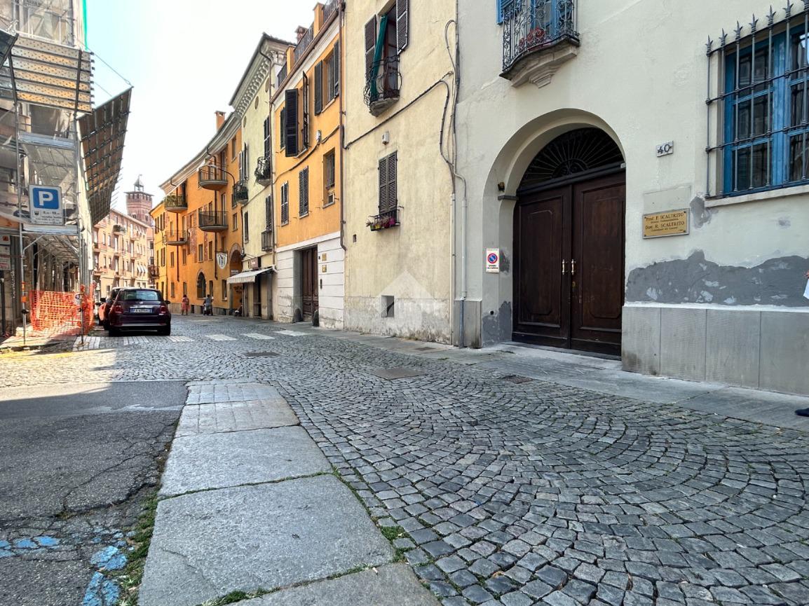 Appartamento in vendita a Asti