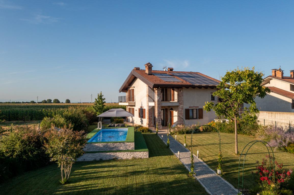 Villa in vendita a Busca