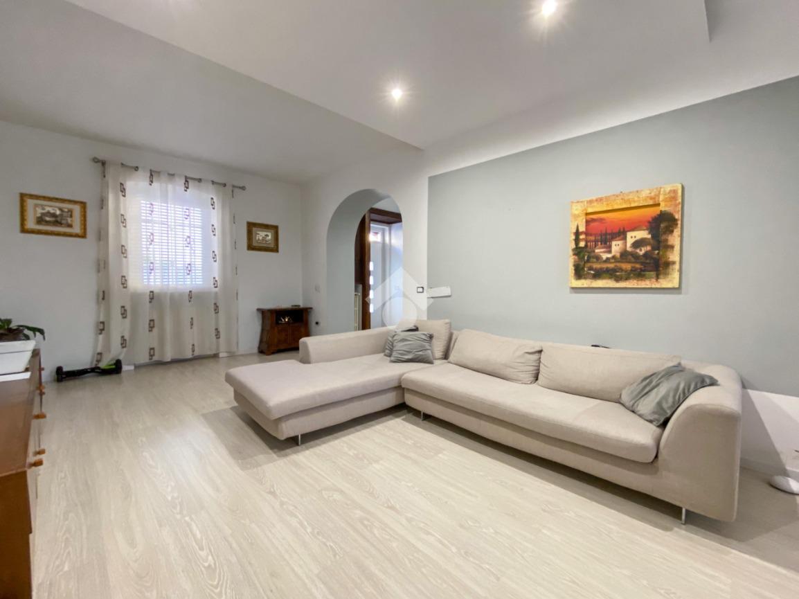 Appartamento in vendita a Lograto