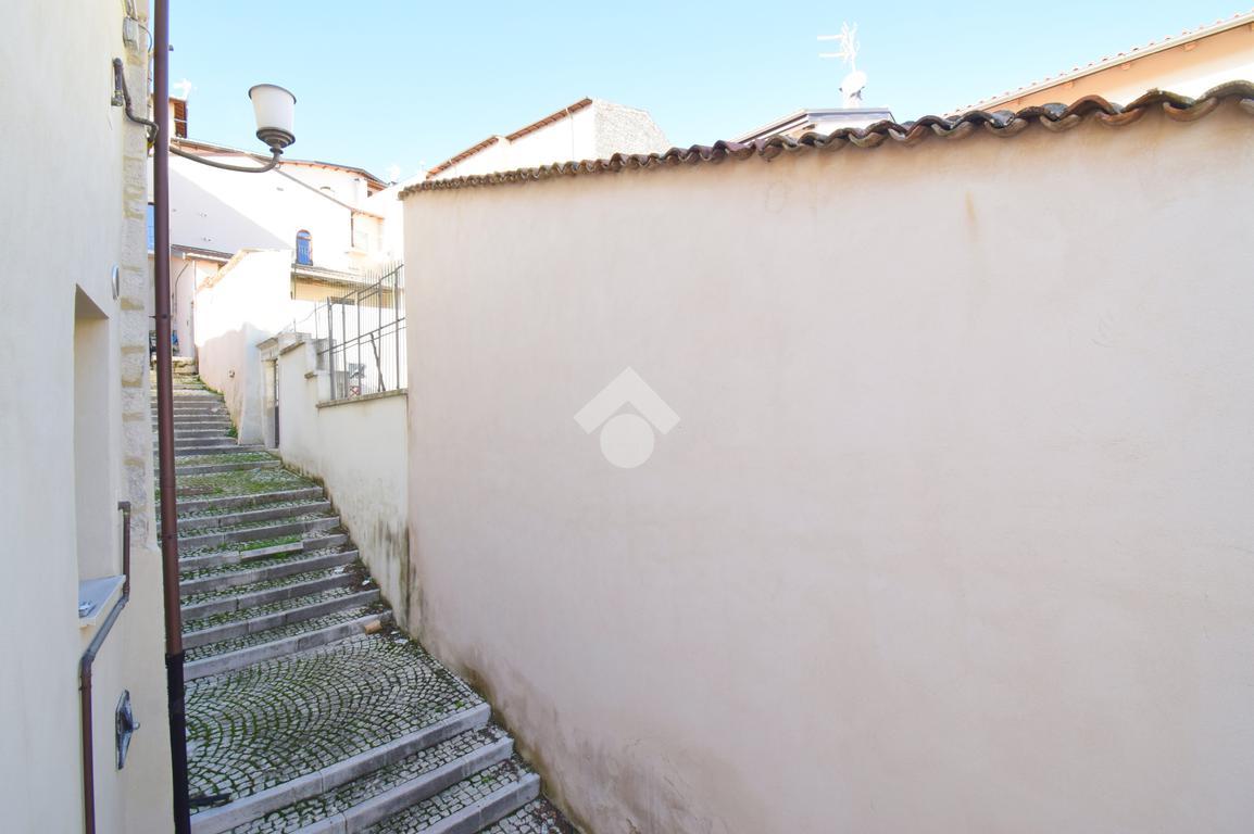 Appartamento in vendita a L'Aquila Foto-3