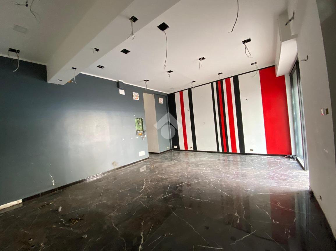 Negozio in affitto a Roma