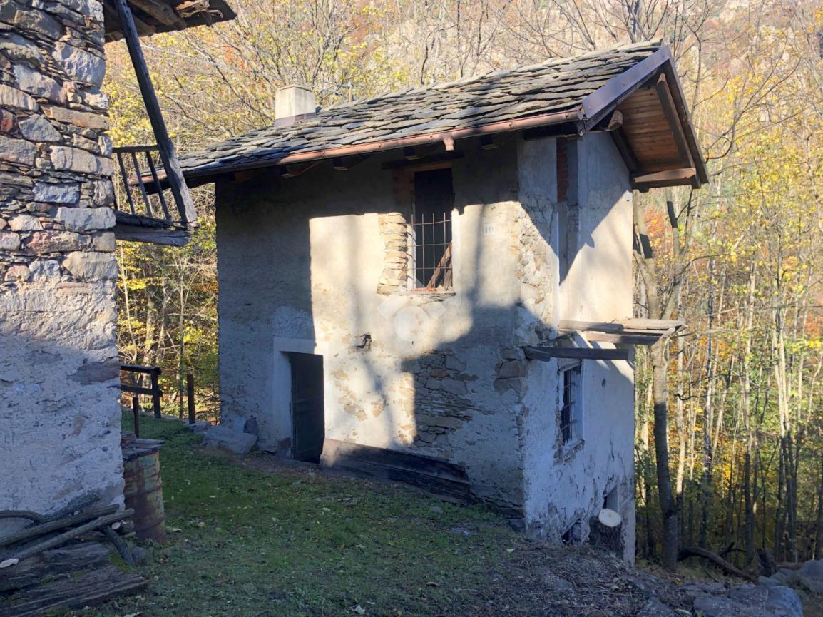 Casa indipendente in vendita a Pinasca