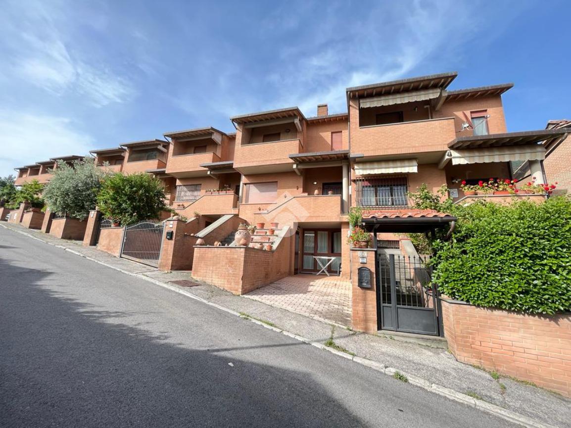 Casa indipendente in vendita a Assisi