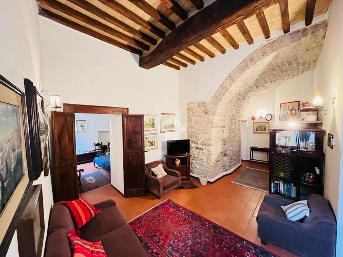Appartamento in affitto a Assisi
