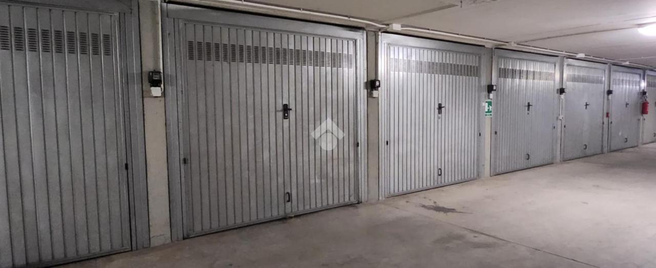 Box in vendita a Torino