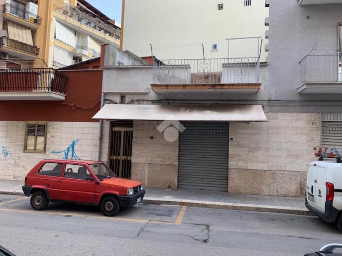 Palazzo in vendita a Barletta