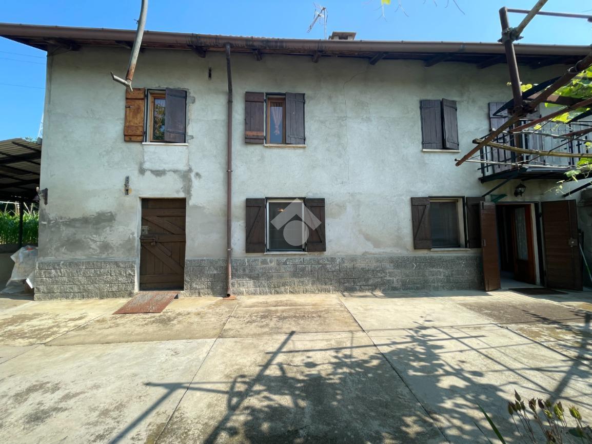 Casa indipendente in vendita a Villafranca D'Asti