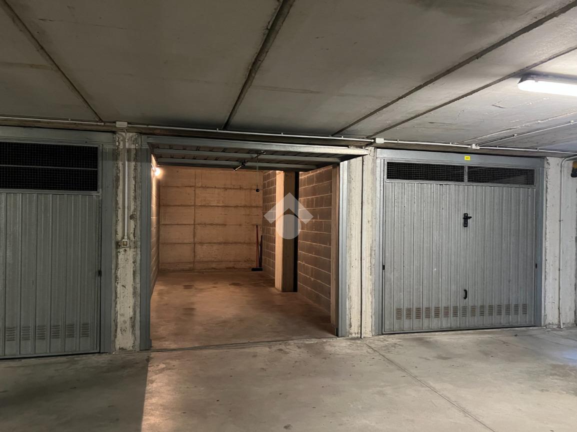 Box in vendita a Gorle