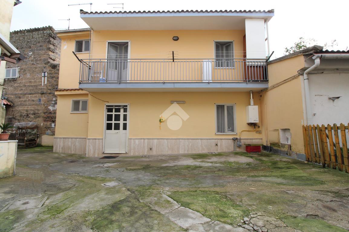 Casa indipendente in vendita a Caserta