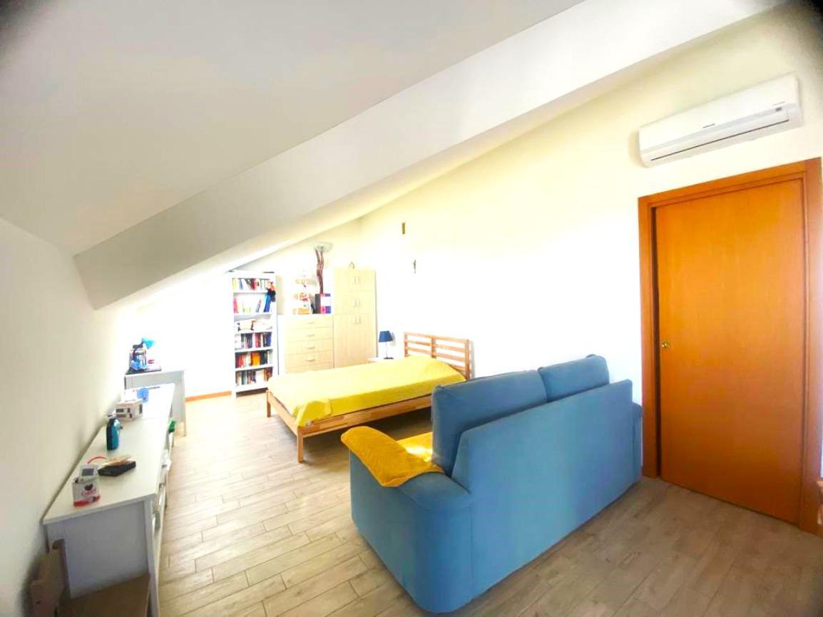 Appartamento in vendita a Monza