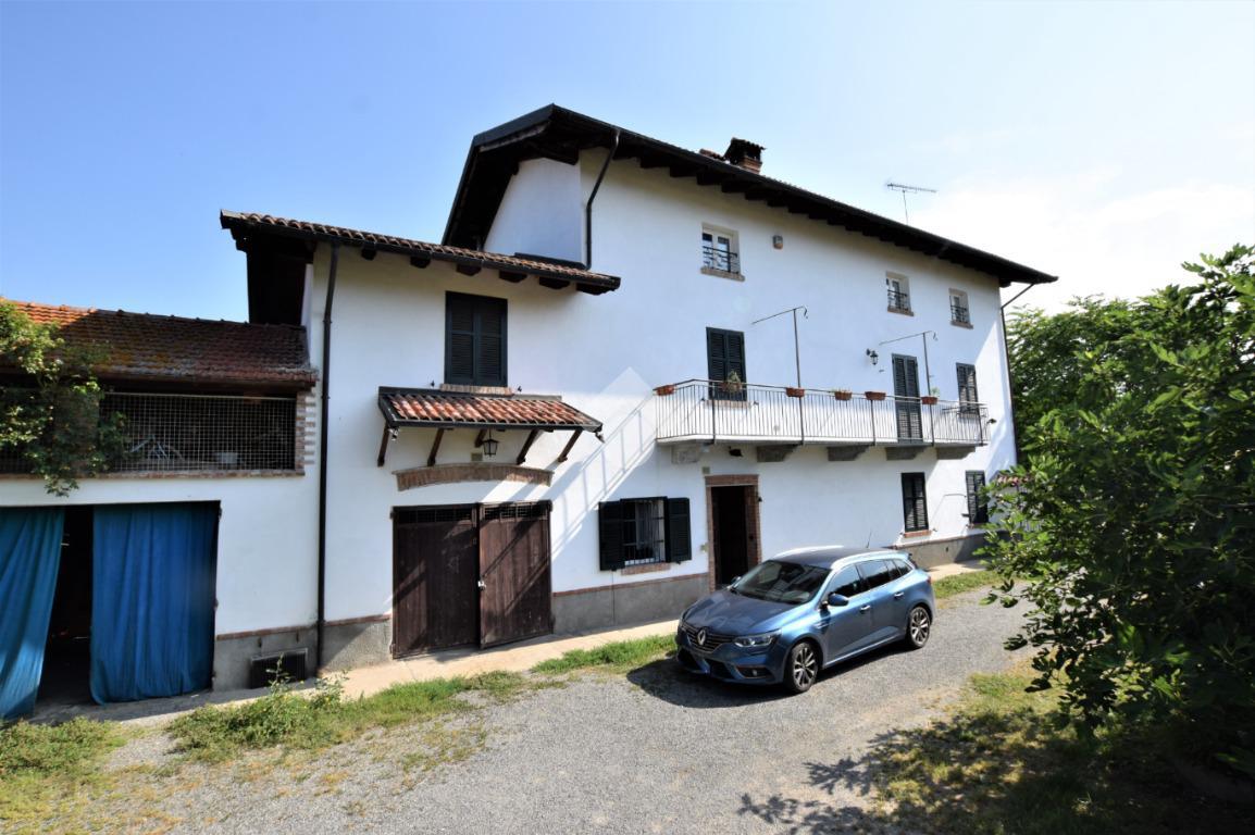 Casa indipendente in vendita a Capriata D'Orba