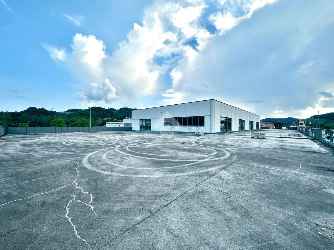 Capannone in affitto a Gavi