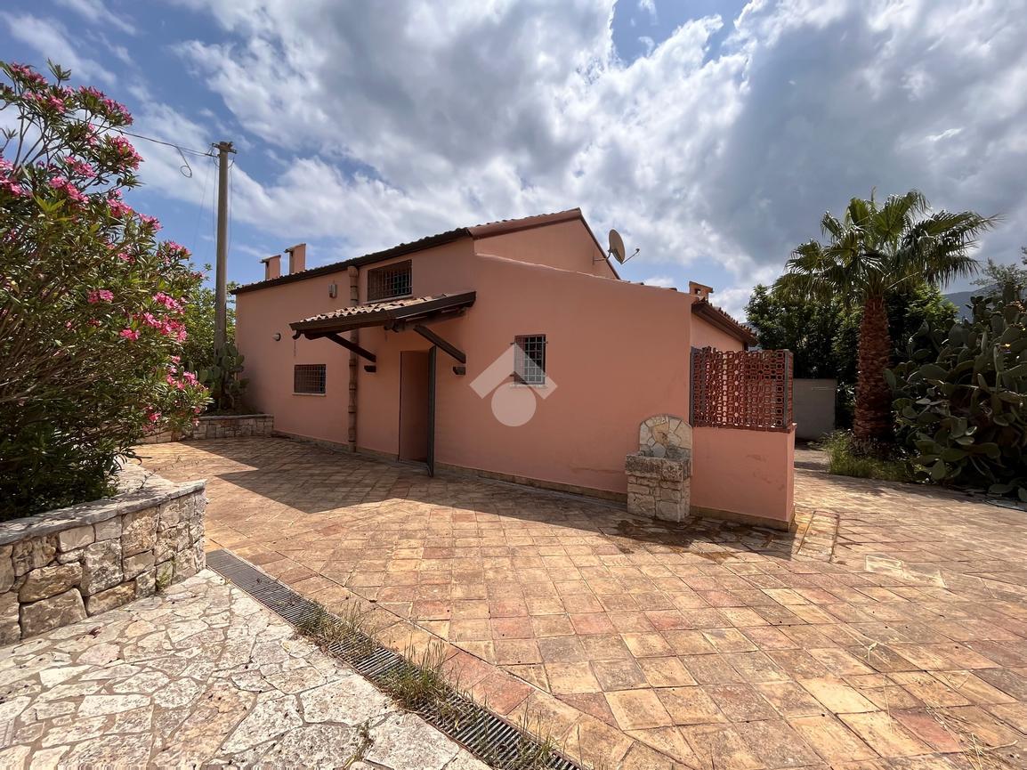 Villa in vendita a Castellammare Del Golfo