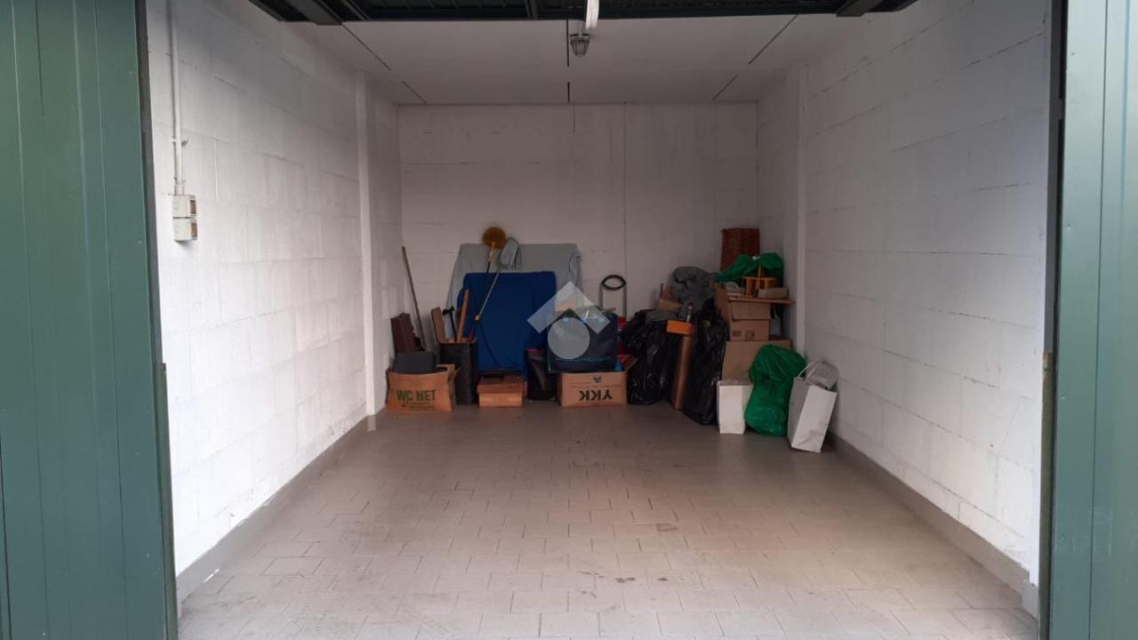 Box in vendita a Bologna