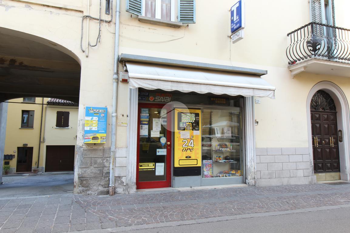 Negozio in vendita a Valsamoggia