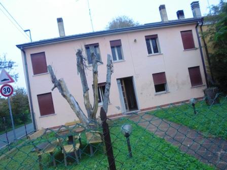 Villa in vendita a Calto