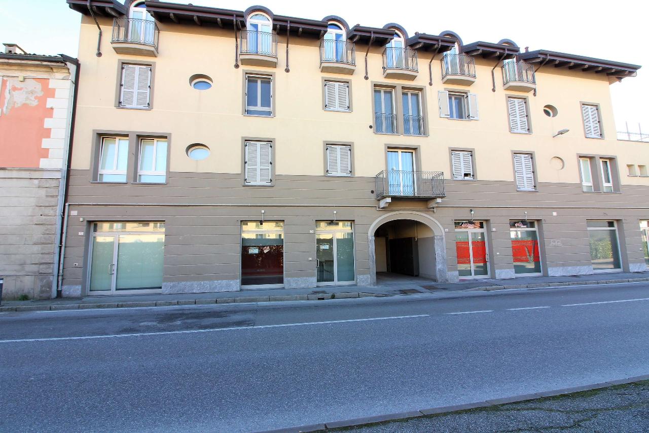 Negozio in affitto a Bellinzago Lombardo