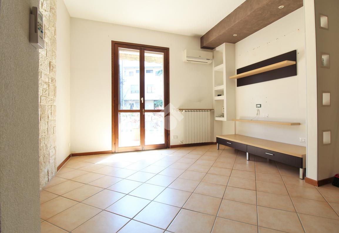 Appartamento in vendita a Seriate