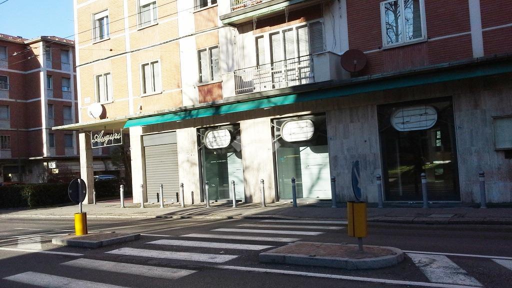 Negozio in affitto a Bologna
