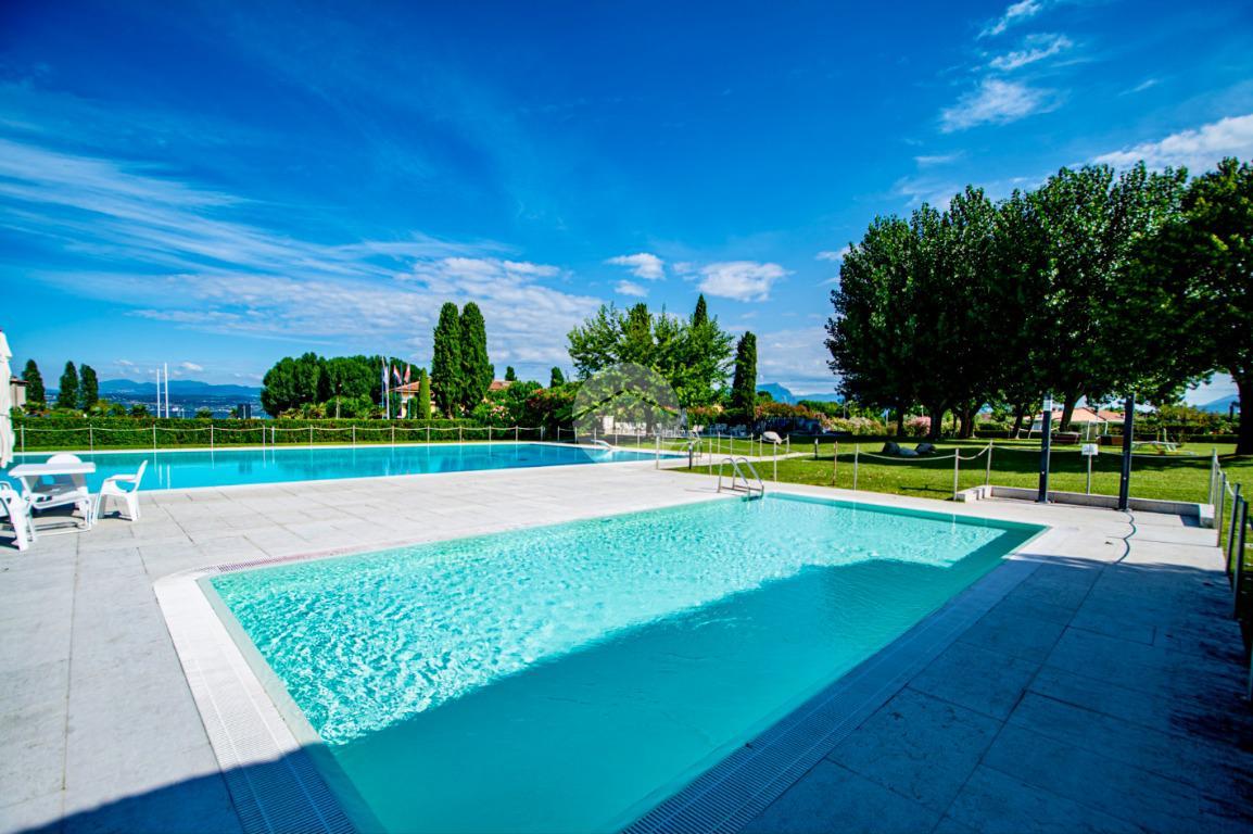 Appartamento in vendita a Sirmione