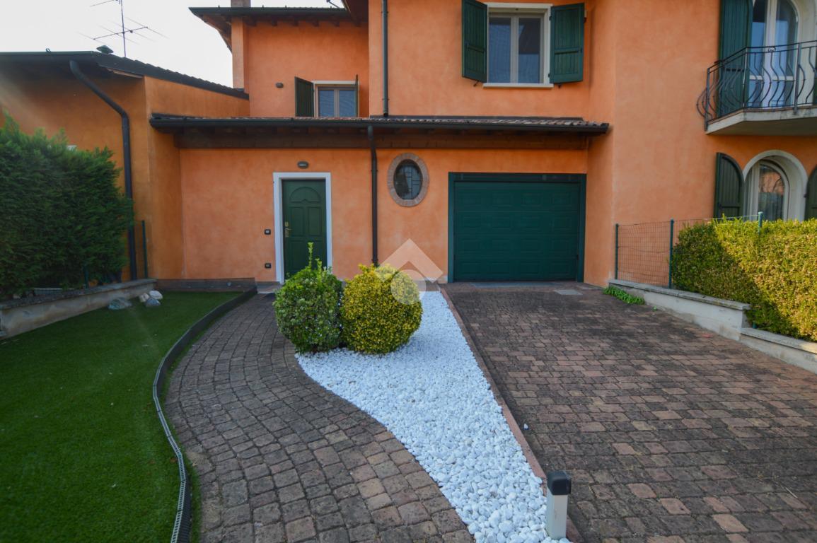 Villa in vendita a Bagnolo Mella