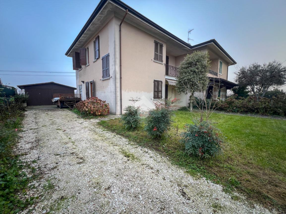 Villa in vendita a Offlaga