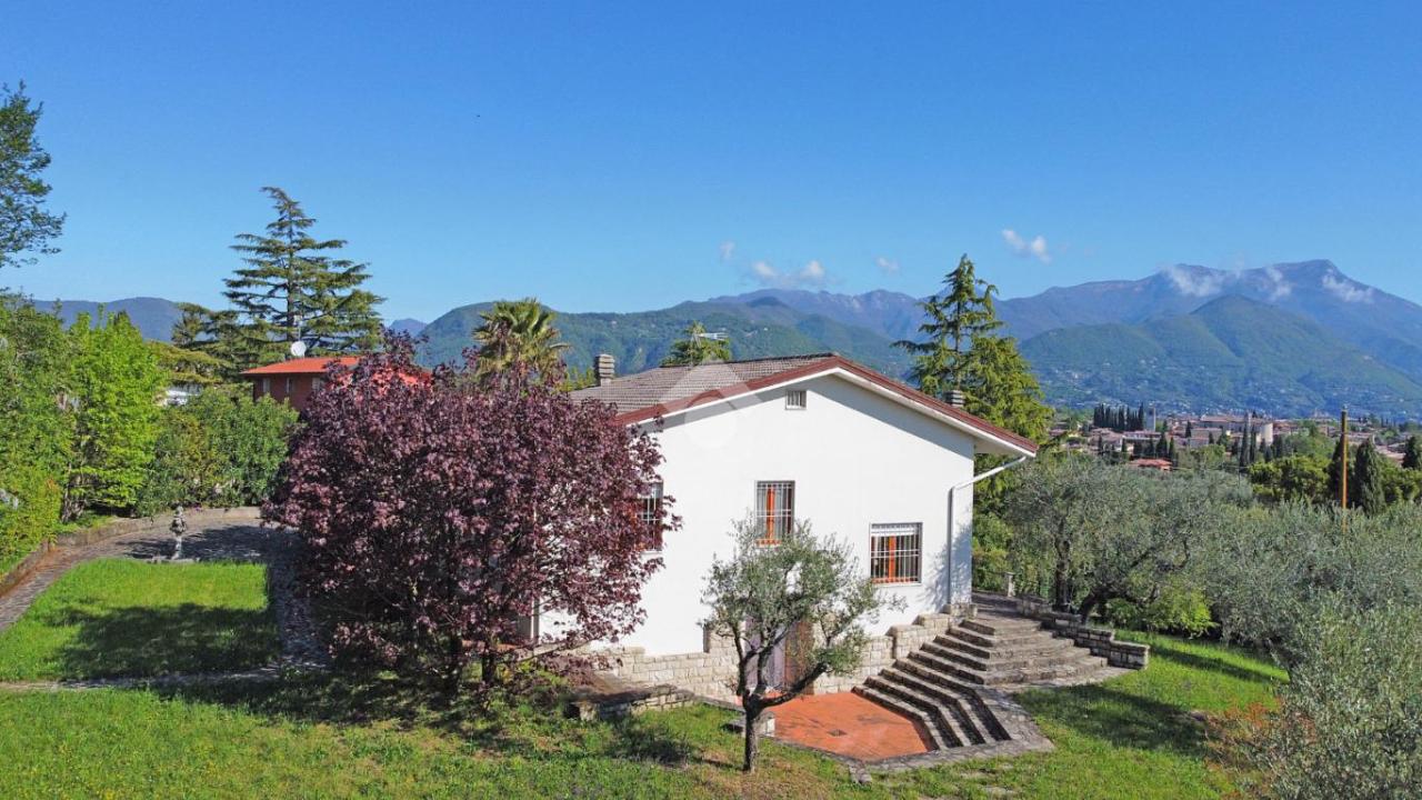 Villa in vendita a San Felice Del Benaco