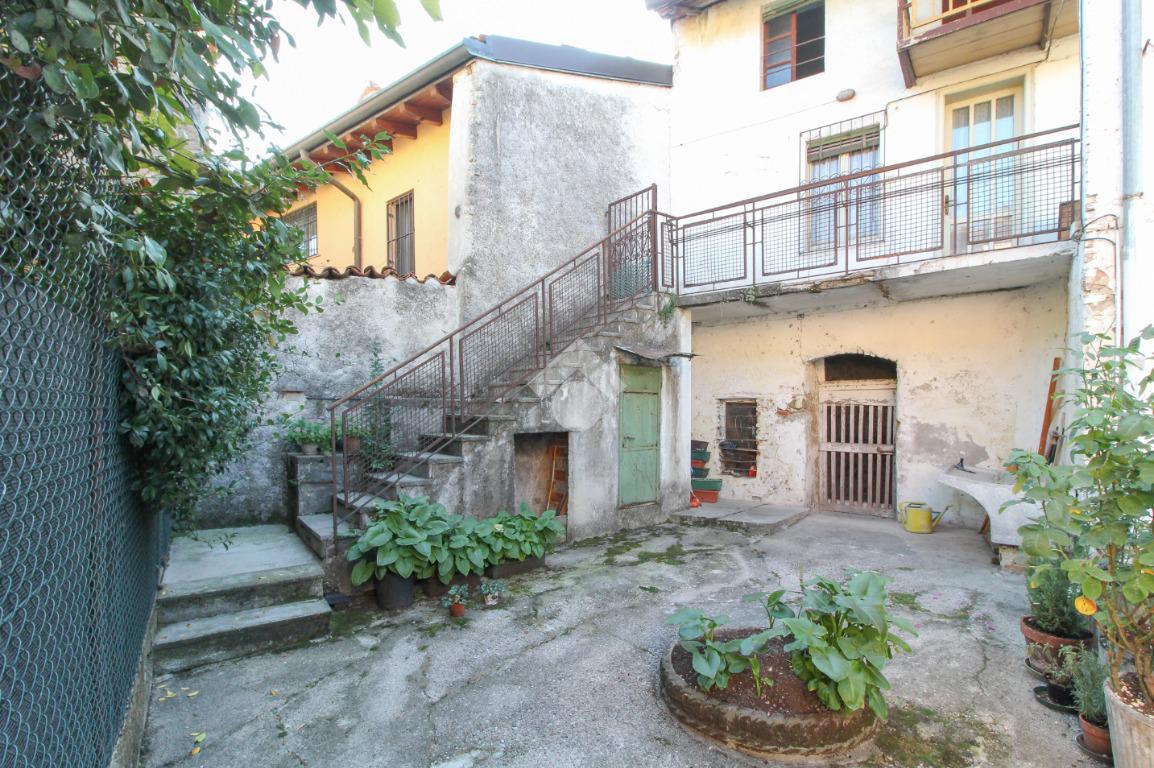 Rustico in vendita a Gavardo