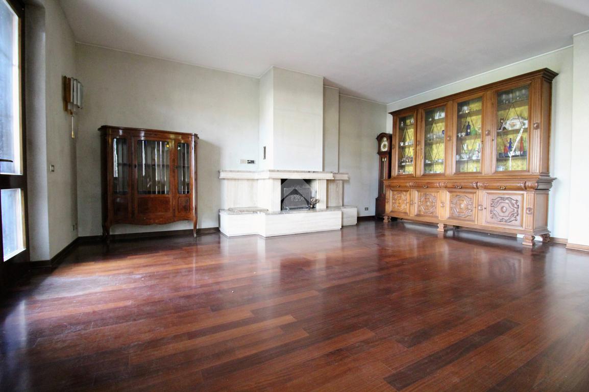 Villa in vendita a Brescia