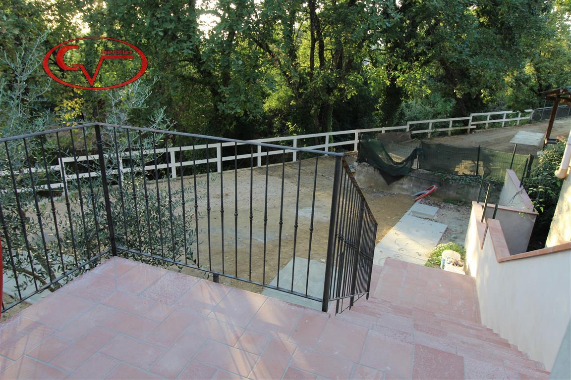 Appartamento in vendita a Loro Ciuffenna