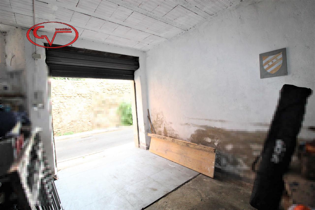 Magazzino in vendita a Terranuova Bracciolini