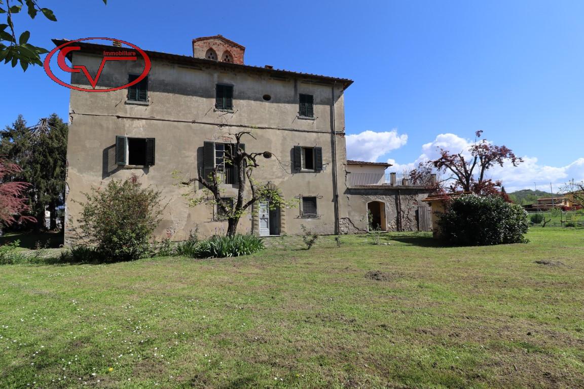 Villa in vendita a Montevarchi
