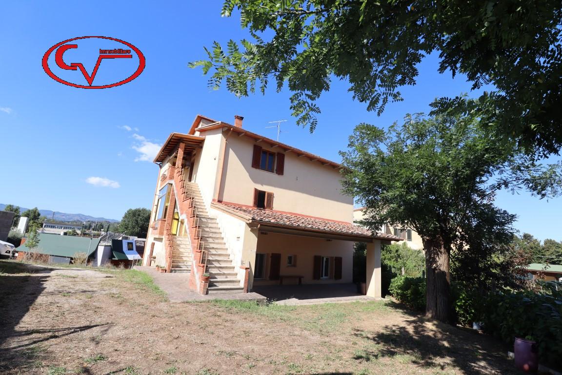 Villa a schiera in vendita a Terranuova Bracciolini