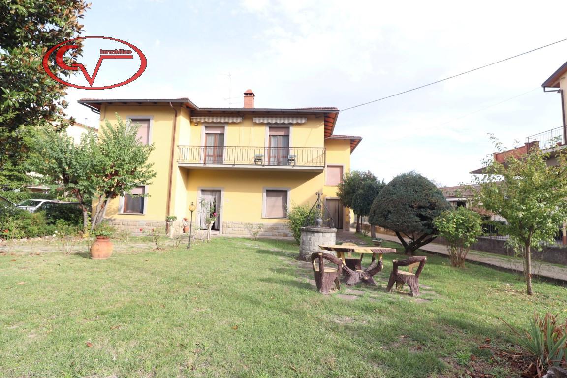 Villa in vendita a Montevarchi